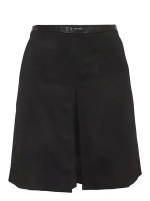 Gucci Pleated Wool Shorts With Leather Trim - Black