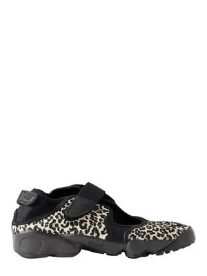 Nike Rift Animal-print Mesh Split-toe Sneakers - Black