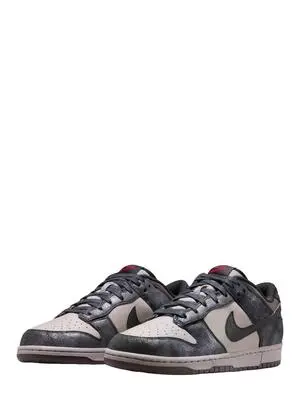 Nike Dunk Low " Suede" Sneakers - Grey