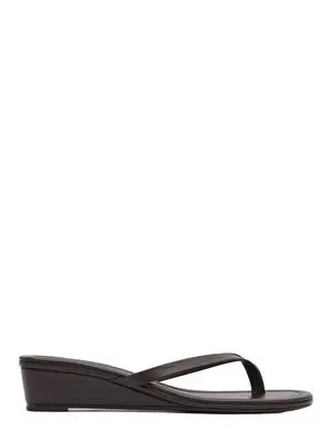 ST. AGNI Thong Wedge Sandals - Coffee