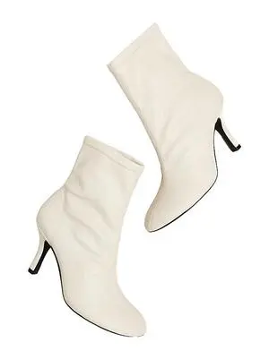 Maeve Maeve Round-Toe Sock Boots Cream