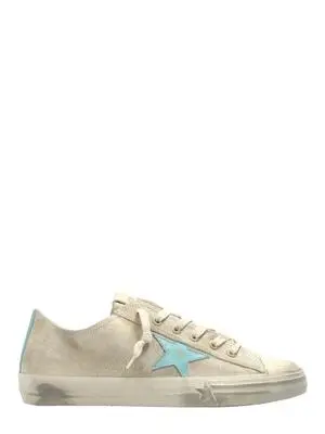 GOLDEN GOOSE Golden Goose Deluxe Brand V-Star2 Distressed Perforated Low-Top Sneakers Nude