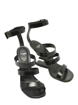 Fendi Buckle-fastening Sandals - Black
