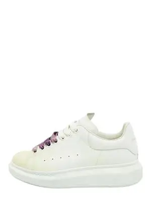 Alexander McQueen Oversized Lace-up Sneakers - Neutrals