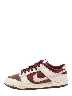 Nike Dunk Retro Valentine's Day Sneakers - Red
