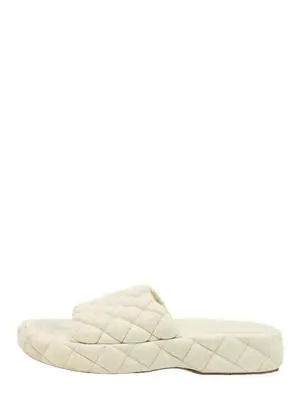 Bottega Veneta Quilted Leather Sandals - Neutrals