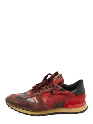 Valentino Garavani Valentino Garavani Rockrunner Camouflage Sneakers Red