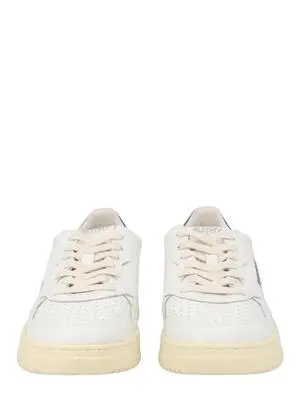 AUTRY Medalist Low Leather Sneakers - White