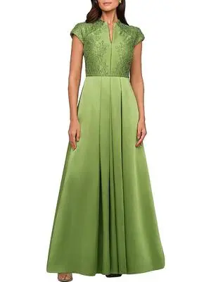 KAY UNGER Wrenley Gown - Lime Green