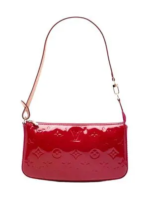 LOUIS VUITTON Monogram Vernis Pochette Accessoires Shoulder Bag - Red