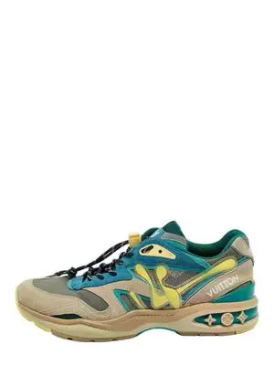 LOUIS VUITTON Trail Panelled Sneakers - Neutrals