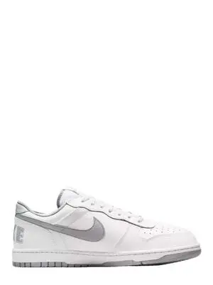 Nike Low Top Sneakers With Swoosh Logo - White