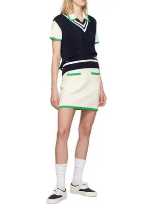 SPORTY  RICH Sporty & Rich Embroidered V-neck Knitted Vest - Black