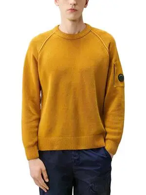 C.P. COMPANY Lens Detail Raglan Sleeve Sweater - Yellow