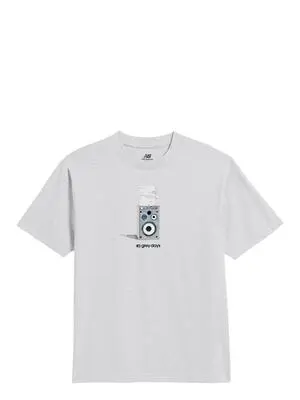 NEW BALANCE Days Speaker T-shirt Asia Sizing - Grey