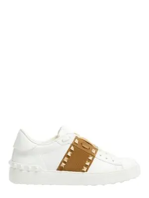 Valentino Garavani Rockstud Untitled Leather Sneakers - Beige