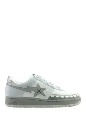 A BATHING APE X Kaws Fs-029 Low "chompers" Sneakers - Grey