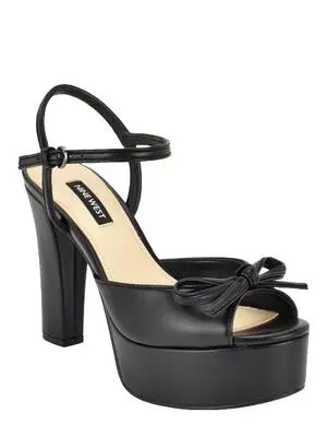 Nine West Nessle Platform Sandal - Black