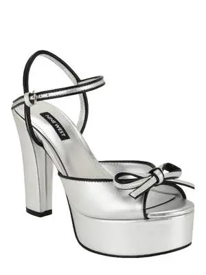 Nine West Nessle Platform Sandal - Silver