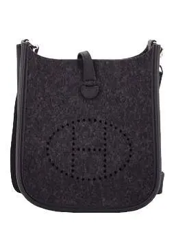 Hermès Evelyne Bag Gen Iii Felt Tpm - Black