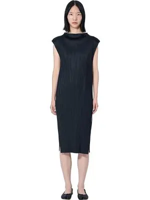 Issey Miyake Sleeveless Pleated Tunic Dress - Black