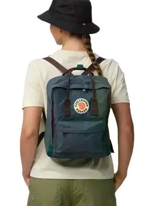 Fjallraven Kånken Backpack With Logo Patch - Blue