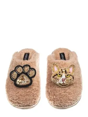 LAINES LONDON Teddy Towelling Closed Toe Slippers With Cat And Paw Brooches - Brown