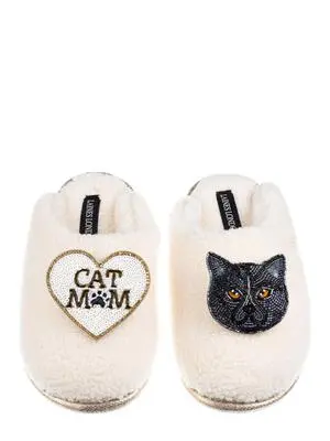LAINES LONDON Teddy Towelling Closed Toe Slippers With Cat Brooches - White