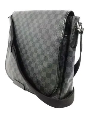 LOUIS VUITTON Daniel Mm Damier Graphite Shoulder Bag - Black