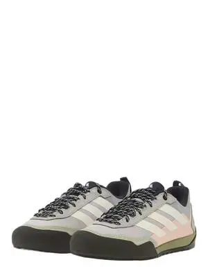 Adidas Skychaser Solo Sneakers - Grey