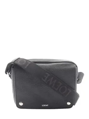 Loewe Medium Pebble Messenger Bag - Black