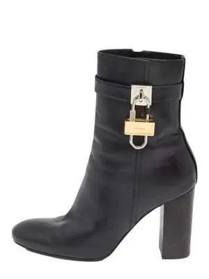 Givenchy Padlock Leather Ankle Boots - Black