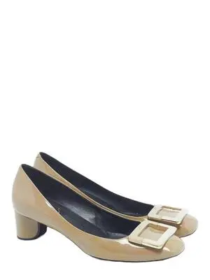 ROGER VIVIER Belle Vivier Buckle Pumps - Neutrals