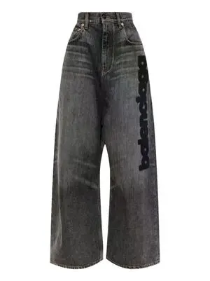 Balenciaga Logo-patch Wide-leg Jeans - Grey