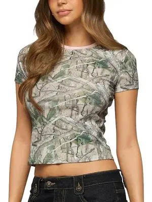 EDIKTED Alaia Contrast Camouflage T-shirt - Olive