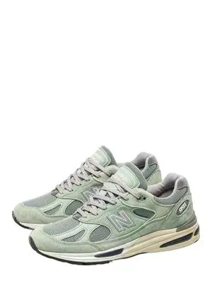 NEW BALANCE 991v2 Sneakers - Green