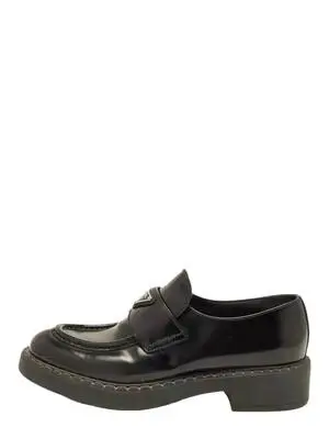 Prada Enamel Triangle Logo Plaque Loafers - Black