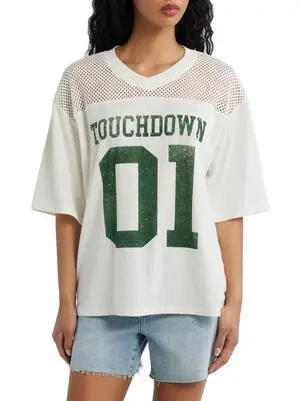 VINYL ICONS Mesh Yoke Fleece Graphic T-shirt - Marshmallow