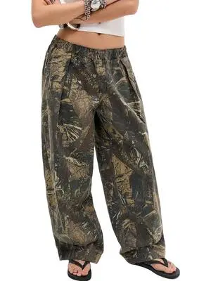 BDG URBAN OUTFITTERS Bobbi Camouflage Pants - Brown