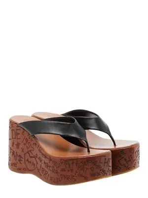 Chloé Leather Wedge Thong Sandals - Black