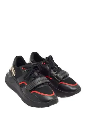 Burberry Ramsey Sneakers - Black