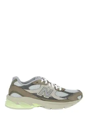 NEW BALANCE Leather & Mesh Lace-up Sneakers - Green