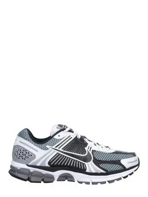Nike Athletic Sneakers - Grey