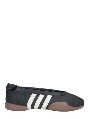 Adidas Low Top Sneakers With Lace Up Closure - Black