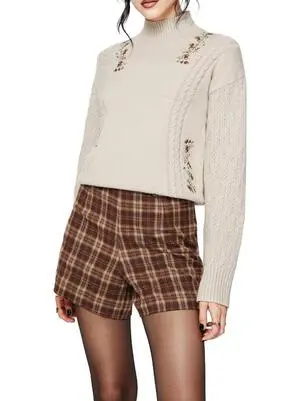 DISTURBIA Enya Acorn Cable Knit Sweater - Neutral