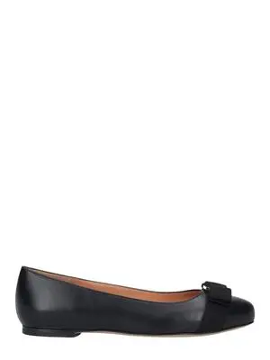 FERRAGAMO Luxury Lamb Leather Flat Shoes - Black