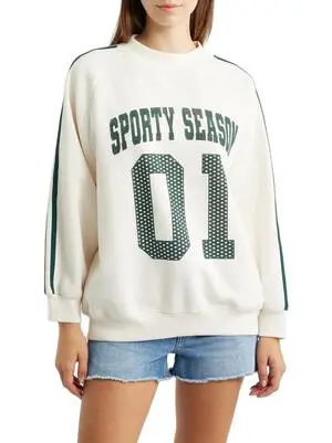 VINYL ICONS Sporty Season Graphic Sweatshirt - Marshmallow