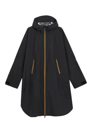 On Loewe Cape - Black
