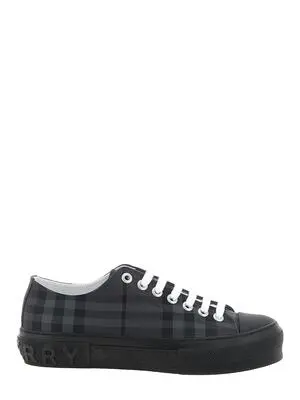 Burberry Burberry Check Print Low Top Sneakers Gray