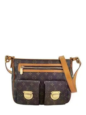 LOUIS VUITTON Monogram Hudson Gm Shoulder Bag - Brown